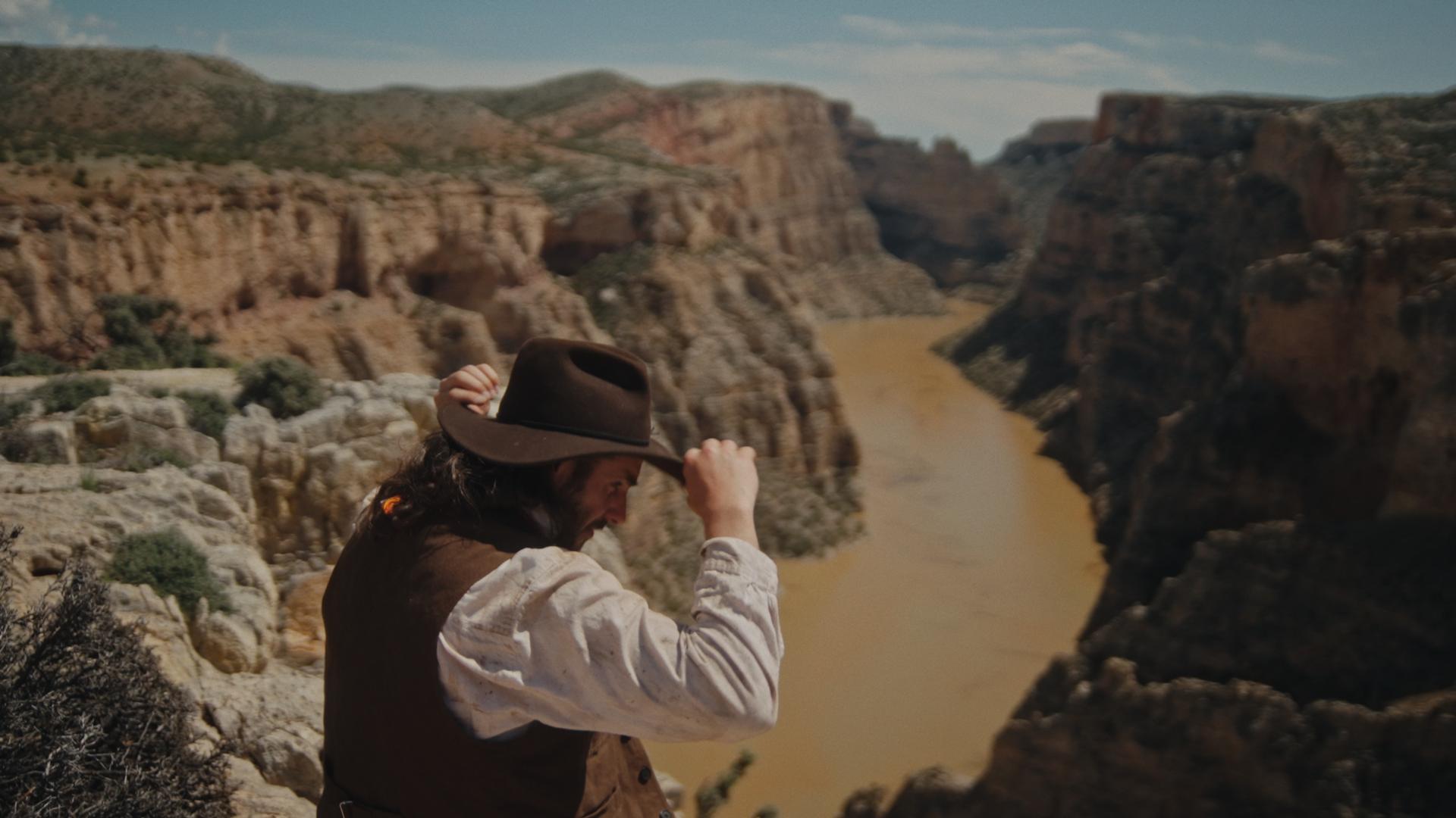 EASTERN WESTERN » CIFF